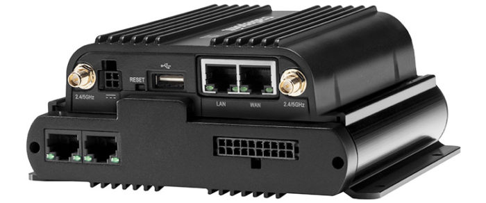 High End Update: Cradlepoint Goes Gigabit LTE & Peplink Pioneers Roof ...